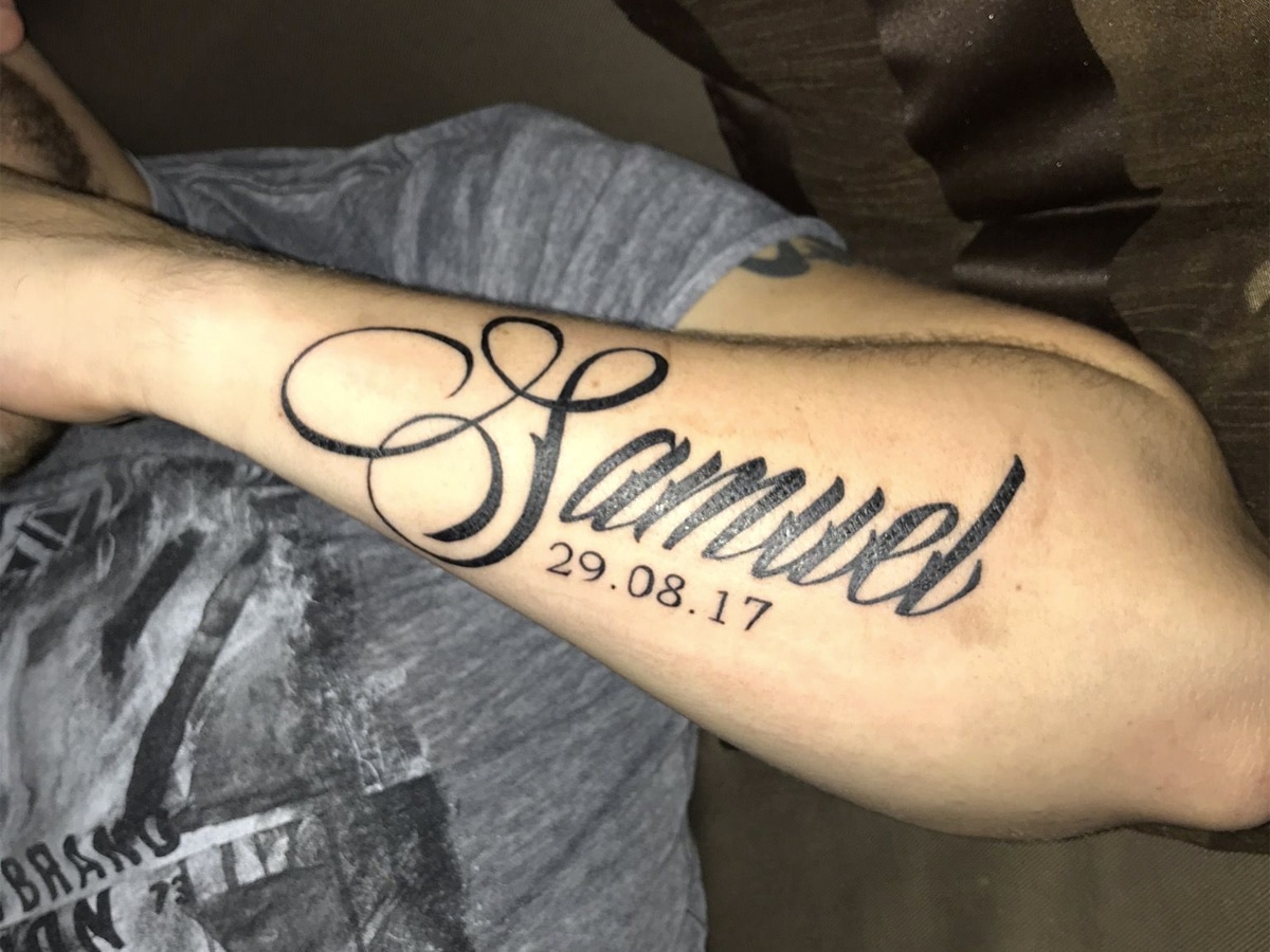 Meaningful Name Tattoo Ideas for Men: Honoring Mothers, Sons, Spouses ...