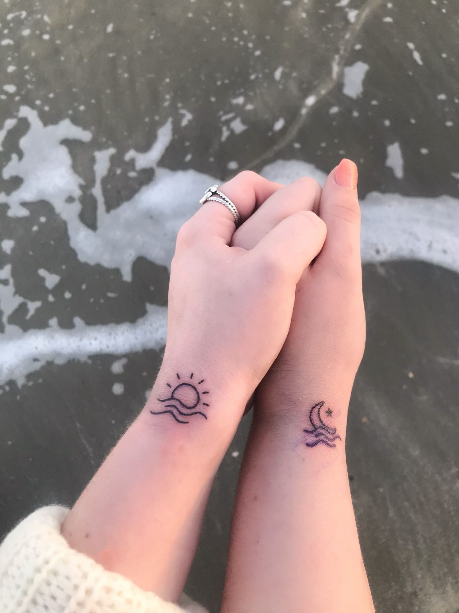 Beachy Tattoos for Men and Women: Small, Simple, and Cute Summer ...