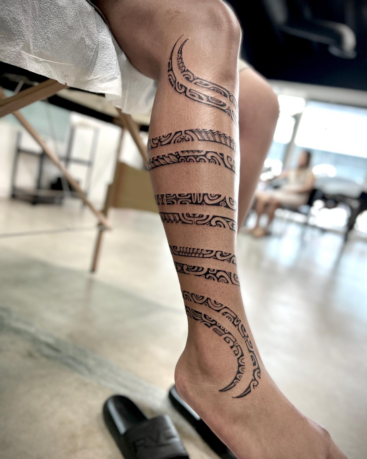 Polynesian Tattoos for Women: Meaningful Leg, Thigh, and Arm Sleeve ...