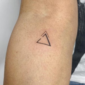 Unique Minimalist Tattoo Ideas for Men: Forearm, Arm, Chest, and Small ...