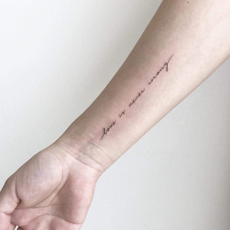 Fine Line Tattoo Ideas for Men and Women: Dainty, Meaningful, and ...