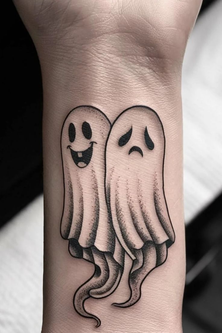 23 Ghost Tattoo Ideas 2025: Spooky, Cute, Scary, Minimalist, Halloween ...