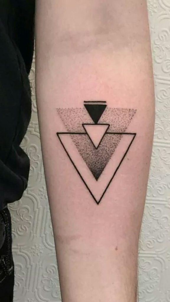 23 Triangle Tattoo Ideas: Geometric, Floral & Penrose designs men and ...