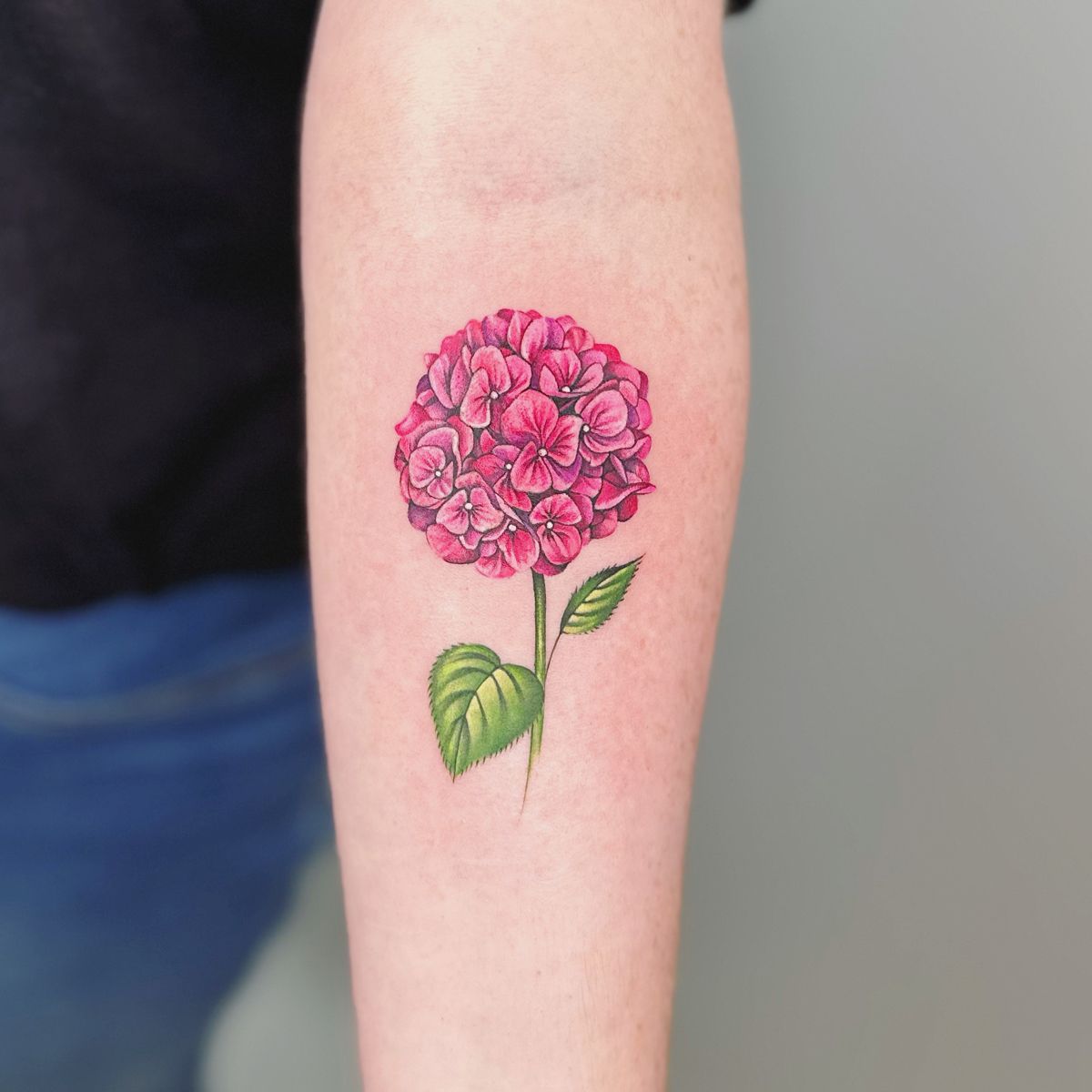 25 Hydrangea Tattoo Ideas for Fresh, Bloom-Filled Ink