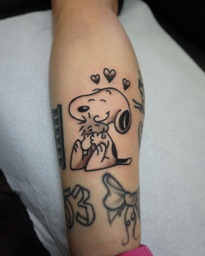 27 Snoopy Tattoo Ideas Full of Nostalgia and Cute Peanuts Energy
