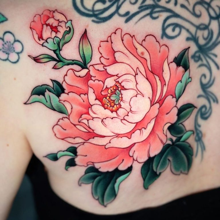 27 Japanese Flower Tattoo Ideas That Feel Powerful, Personal, and Timeless